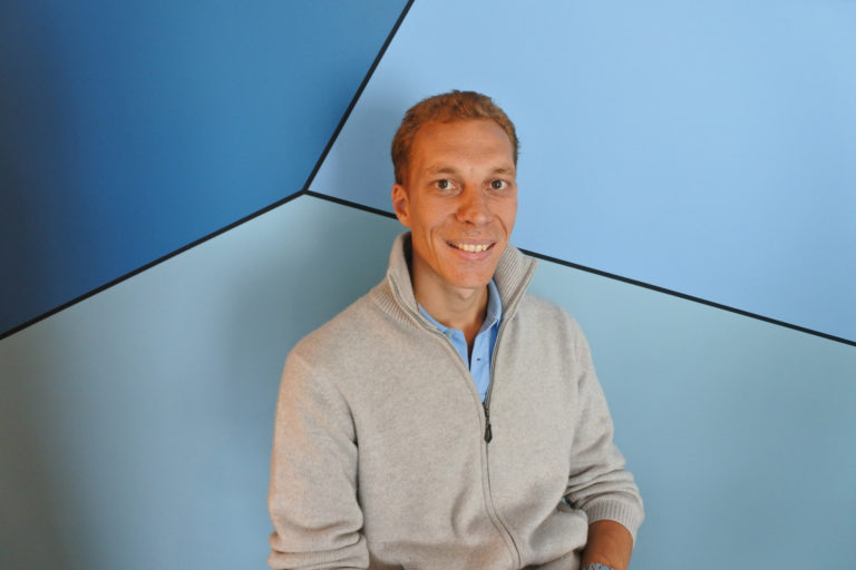 ANTHONY UGO | Artravel Magazine